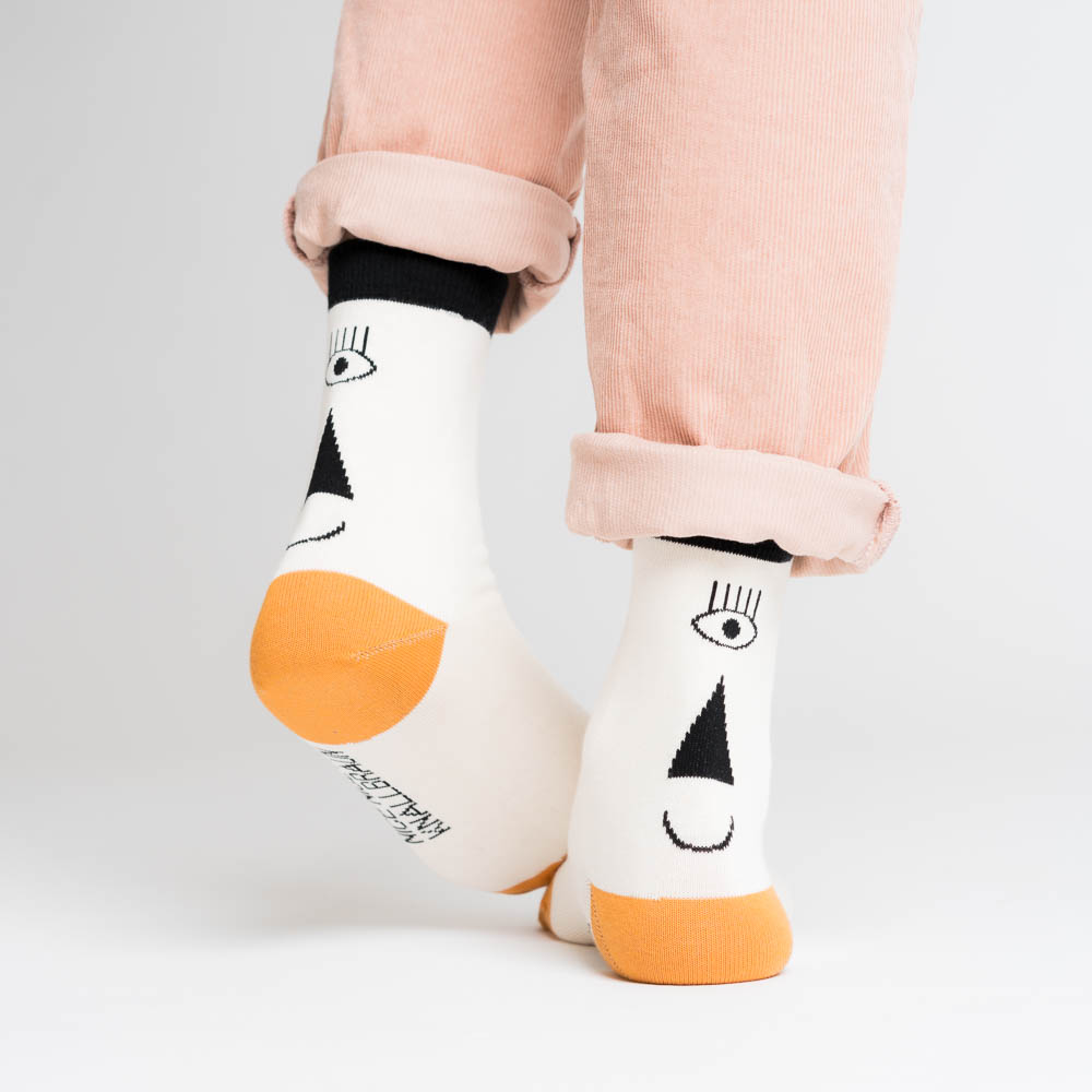 friendly socks | back face | black - nicenicenice